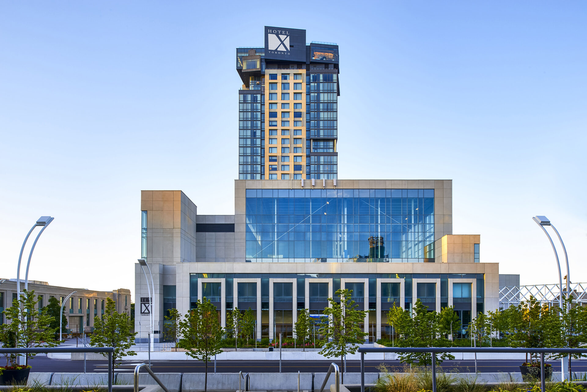 A 30 Year Adventure in Architectural Precast - Advanced Precast