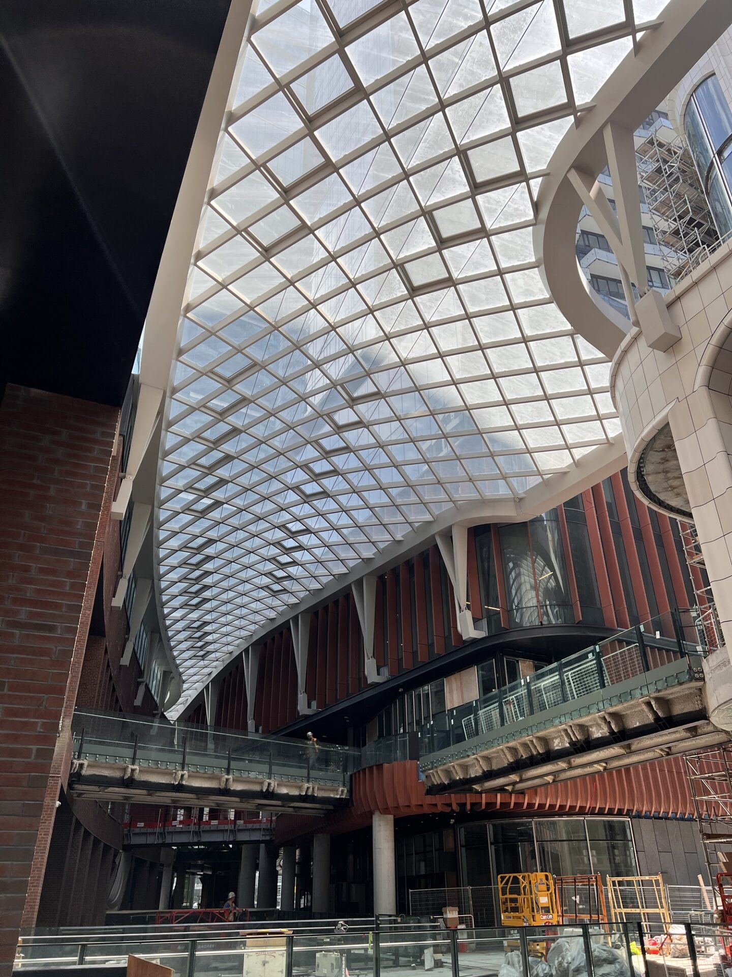 Pushing the Glass Envelope - Bass Installation - Apeiron Construction